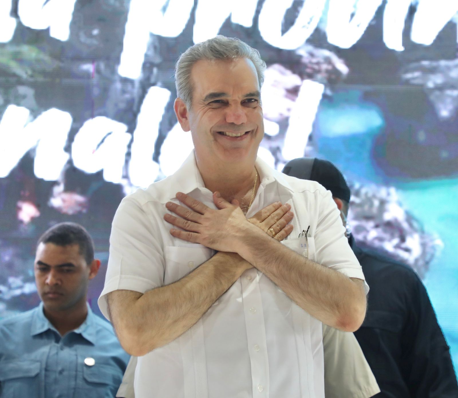 Presidente Abinader inaugura 6 nuevas obras en el Este - Al Mismo Tiempo