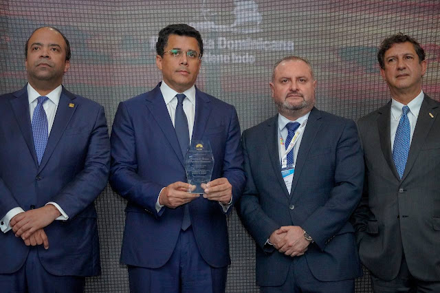 Presidente Petro inaugura feria Anato con República Dominicana como ...