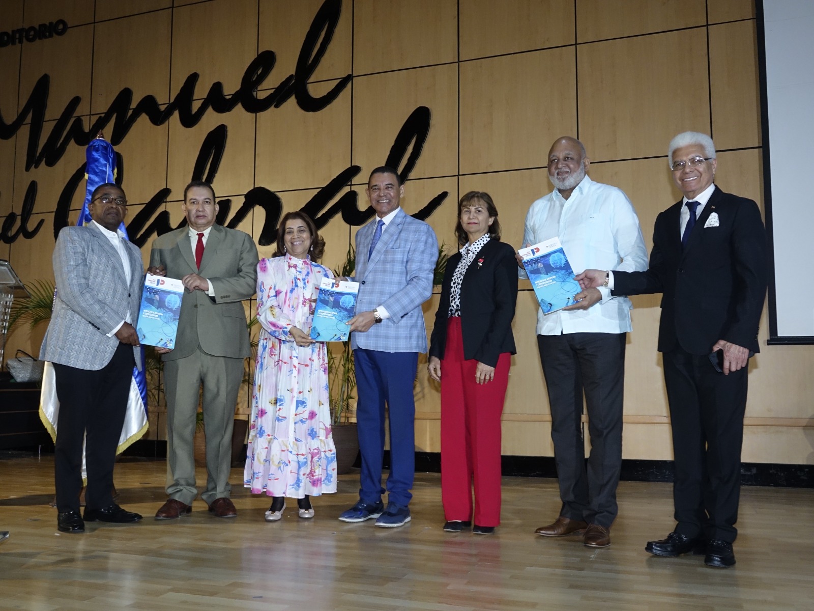 Menoscal Reynoso Exhorta a la población a confiar en rectitud y ...