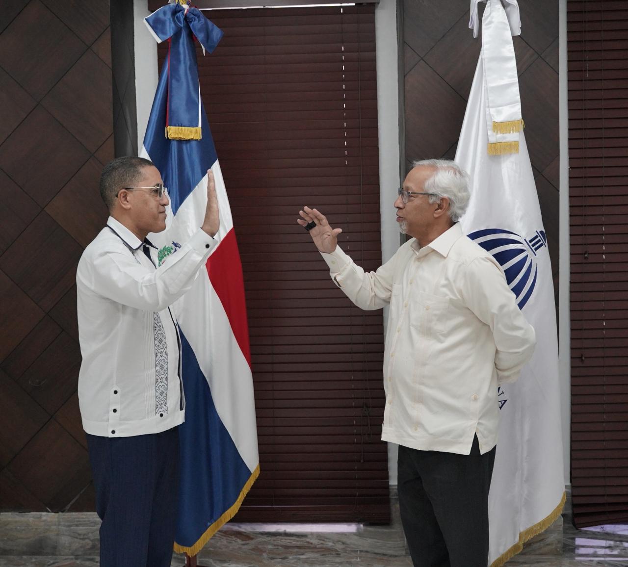 Roberto Herrera Polanco Asume Dirección de Infraestructura Escolar del ...